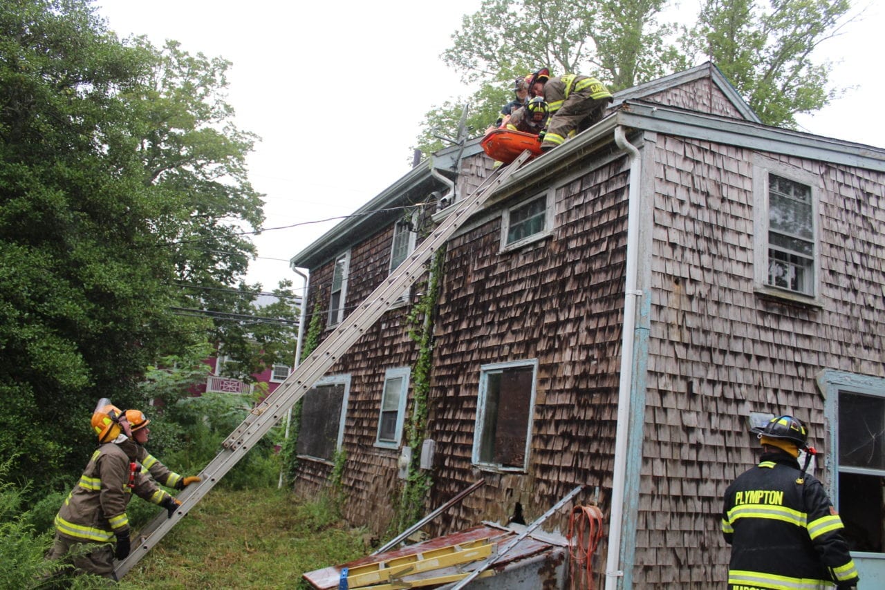 Plympton: Fire Department Conducts RIT Training at Farmhouse | WATD 95.9 FM