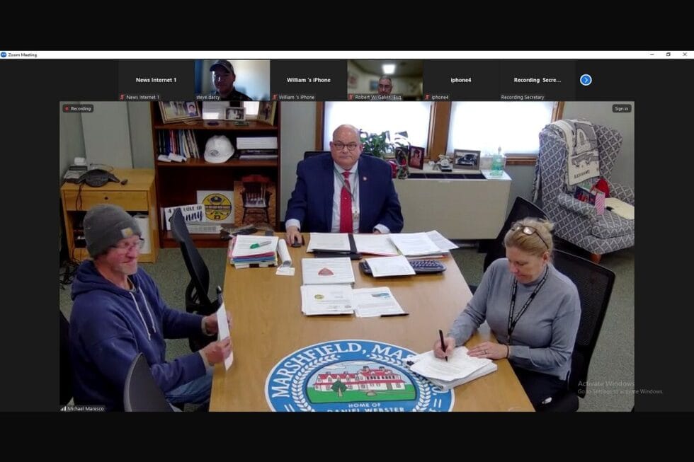 Marshfield Select Board Approves Fire Chief Contract | WATD 95.9 FM