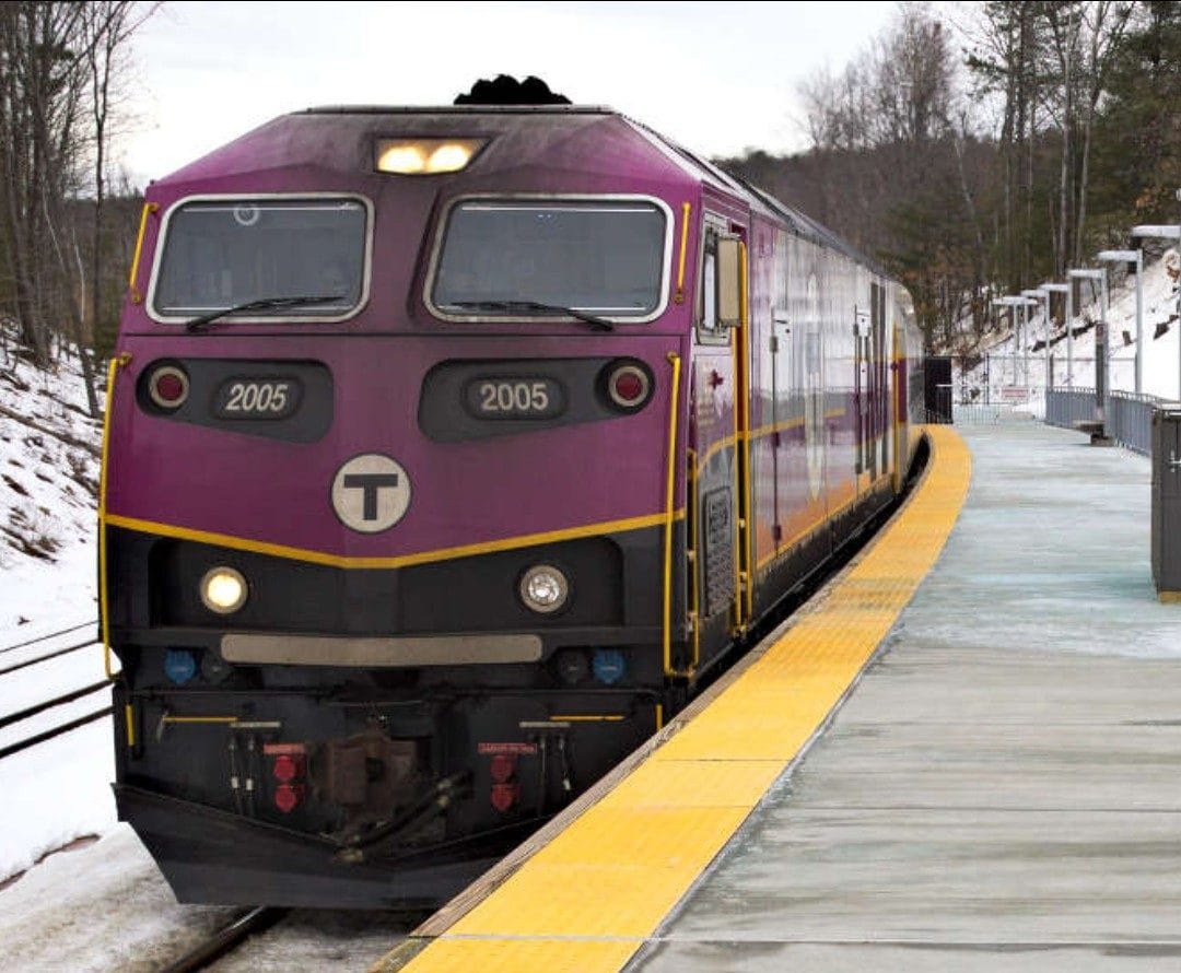 Car Collides with Greenbush Train in Hingham | WATD 95.9 FM